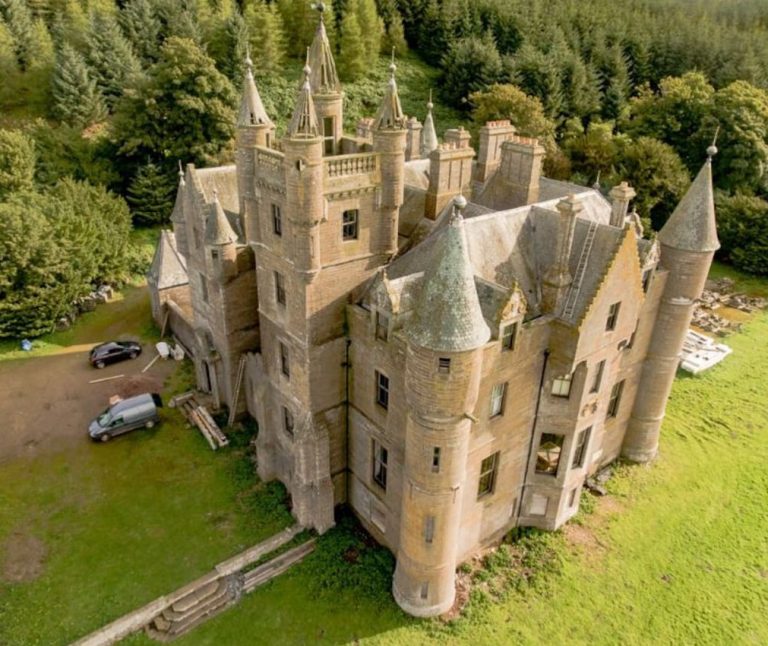 A trip to Balintore Castle, Scotland by Michael Hannah